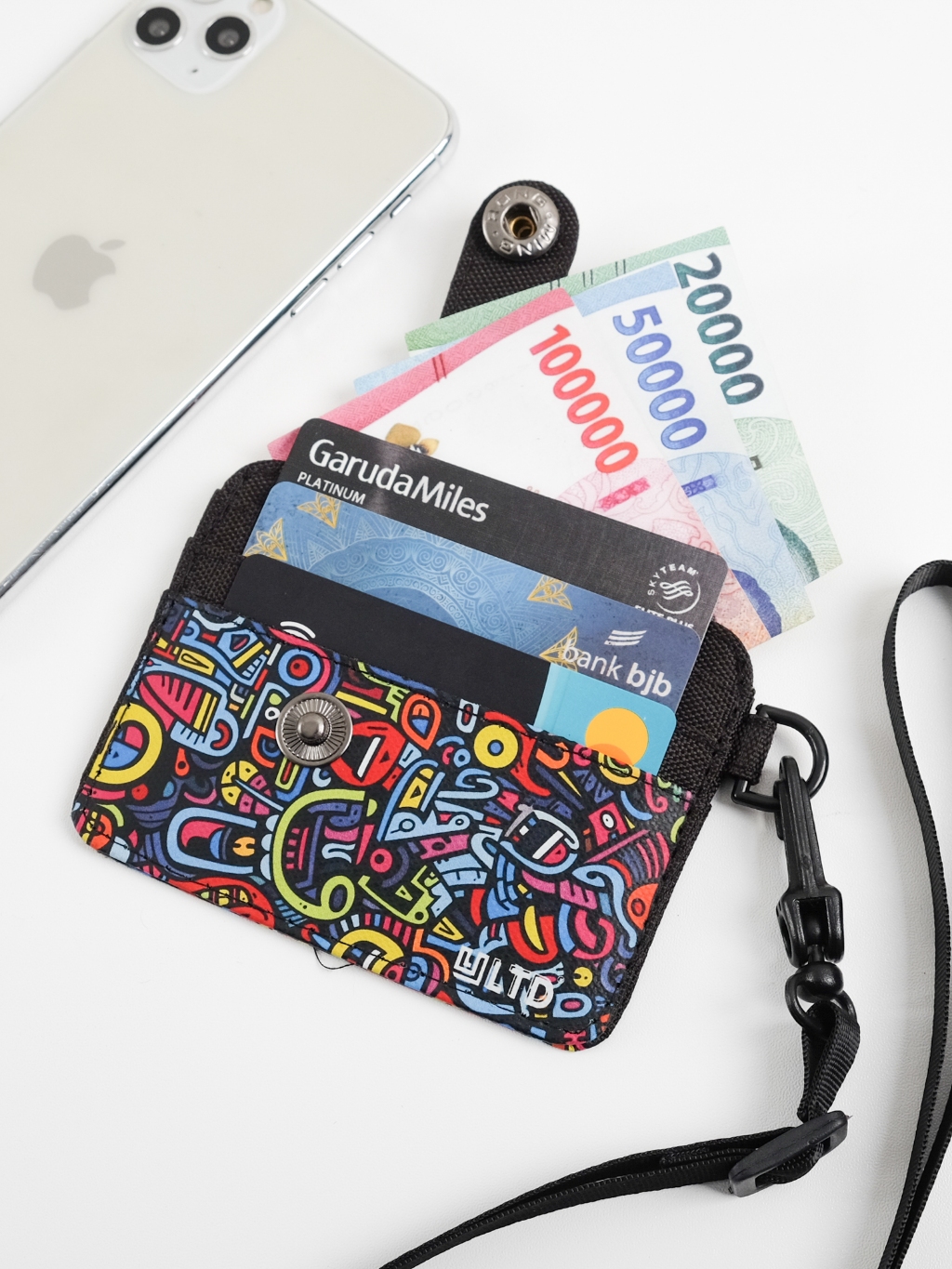 Jual YLTD - Card Holder Motif Hitam | Shopee Indonesia