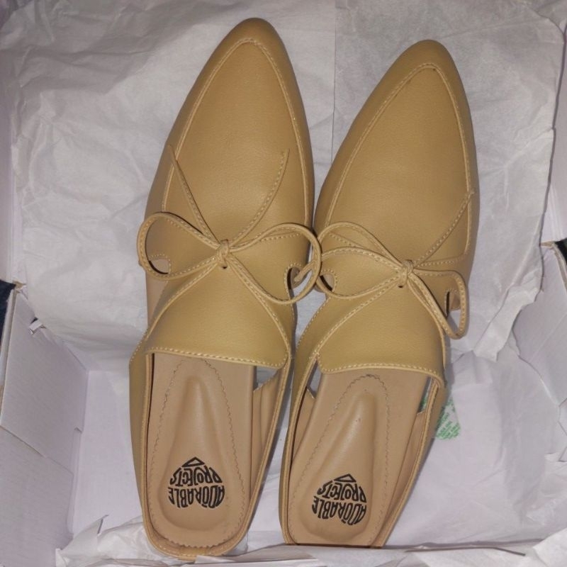 Jual ADORABLE PROJECTS - PLATARIA MULES | Shopee Indonesia