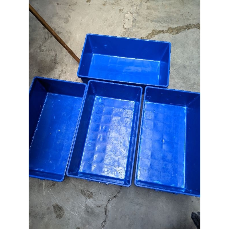 Jual Box Kontainer Rabbit 7055 + Tutup Paket 10pcs | Shopee Indonesia