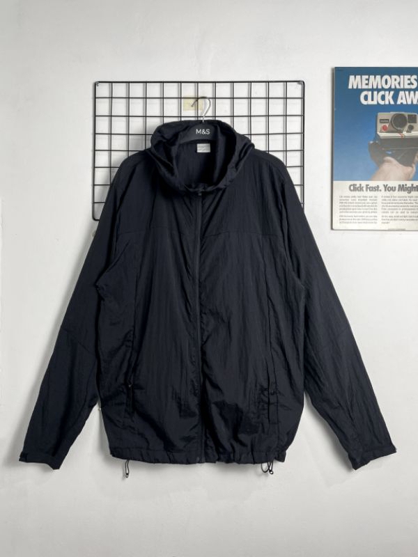 Jual WINDBREAKER IGNIO WATERPROOF SECOND ORIGINAL (XL) | Shopee Indonesia