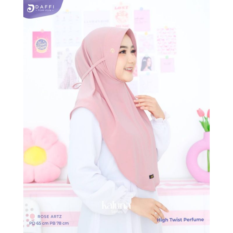 Jual hijab daffi seri terbaru KALUNA soft ped khas daffi hijab | Shopee ...