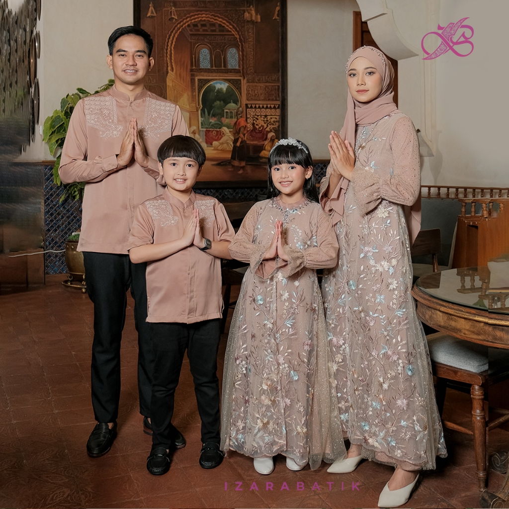 Jual ( Family Set Dress Ishwara Mocca - Raya Collection Izarabatik ) Baju Sarimbit Lebaran 2025 ...