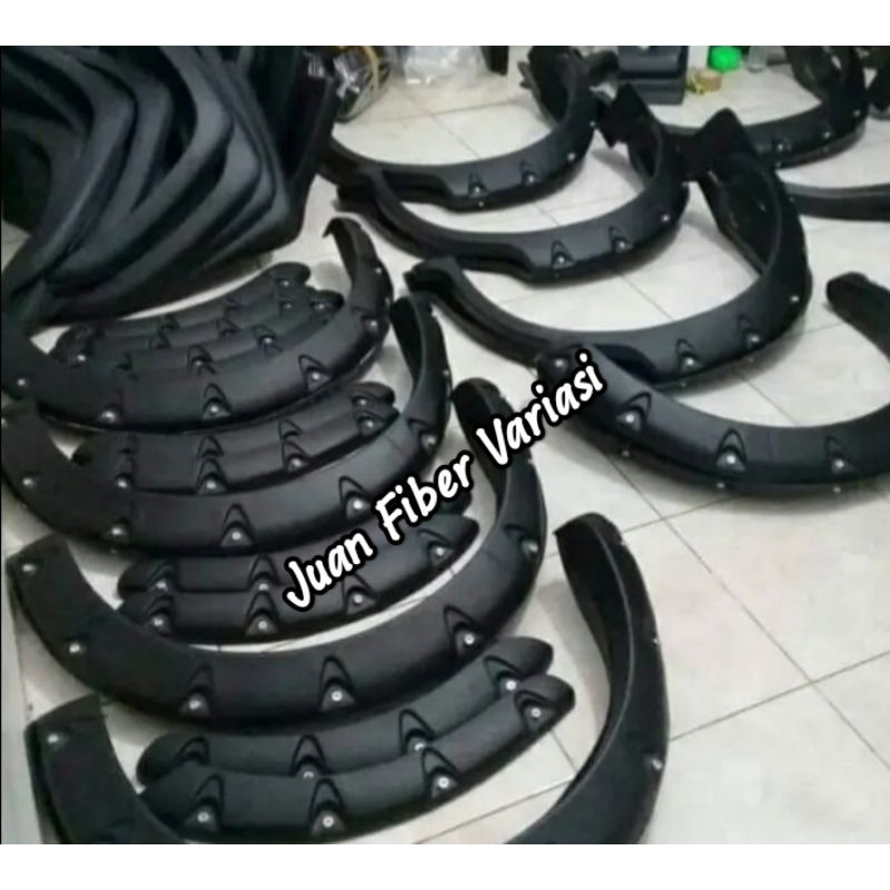 Jual Over Fender Rush Terios Konde Lama Spakbor Ban Mobil Terios Rush ...