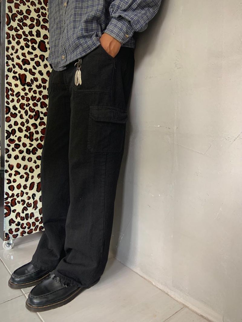 Jual Uniglam Cargo Pants - Cargo pants jeans hitam pekat gombrong loose ...