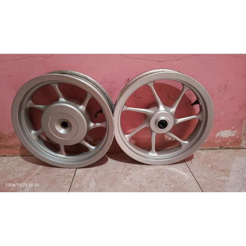 Jual velg scoopy 2020 bekas copotan | Shopee Indonesia