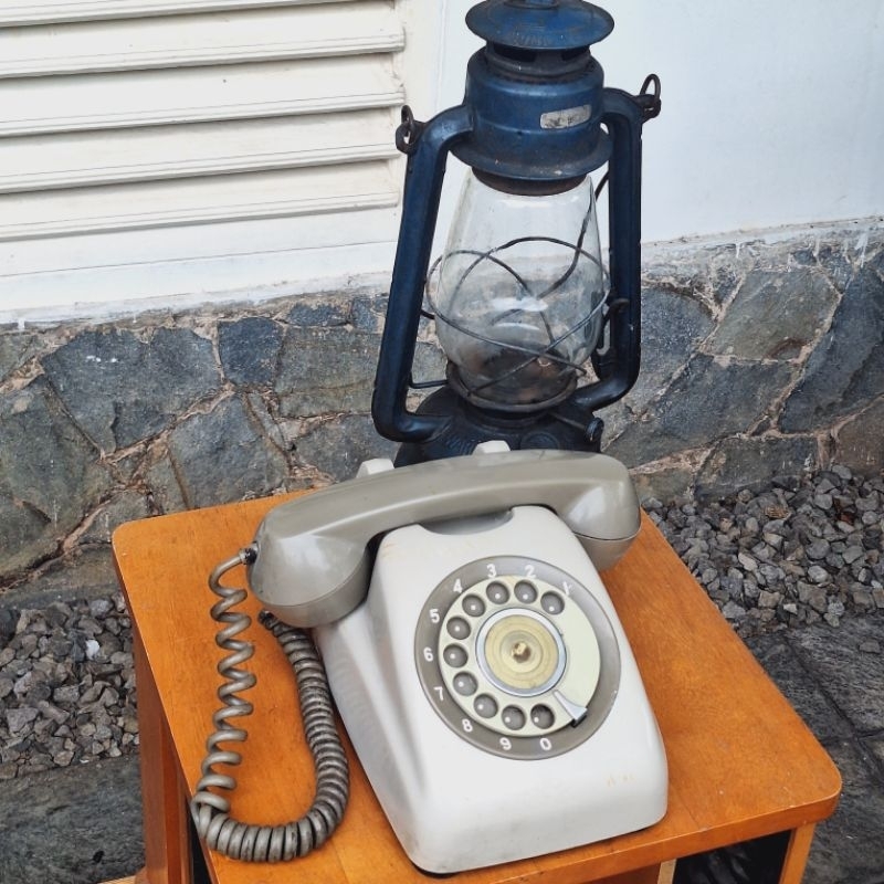 Jual telepon putar antik lawas retro vintage jadul jaman dulu koleksi ...