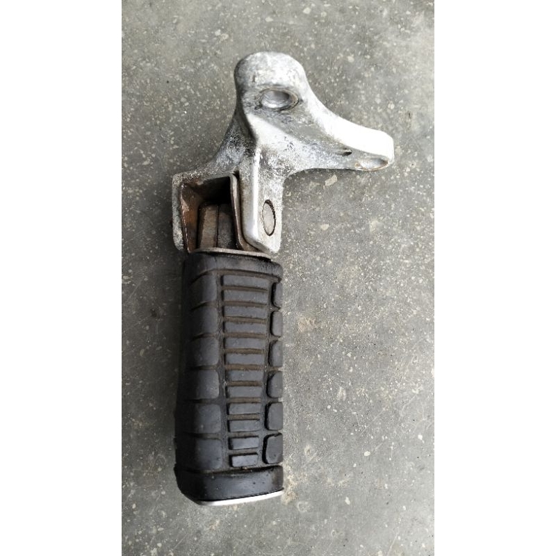 Jual foot step belakang Yamaha Mio sporty kanan ori second | Shopee ...