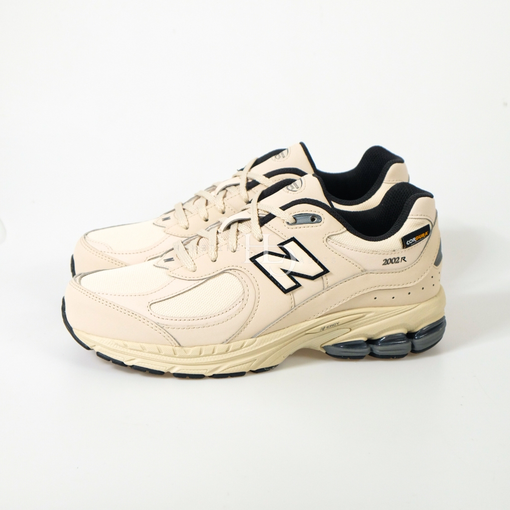 Jual New Balance 2002R Beige Black (GS) GC2002PM | Shopee Indonesia
