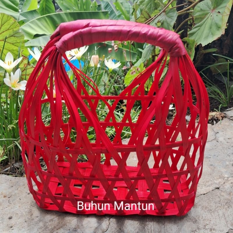 Jual Keranjang Variasi Motif Panjang Tas Bambu Warna Merah | Shopee ...