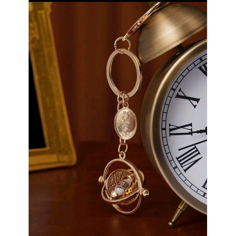 Jual PO 17 Desember 2024: HarryPotterxShein Time Turner Keychain ...