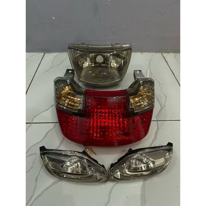 Jual LAMPU FIZ R SMOKE HITAM MIKA FIZ SMOKE LAMPU DEPAN LAMPU BELAKANG ...