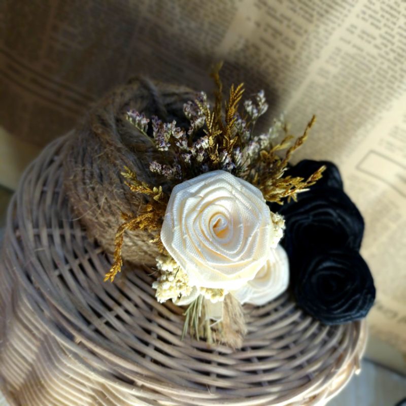 Jual Corsage Bunga Kering Rustic | Bros Bunga Wedding | Aksesoris Jas ...