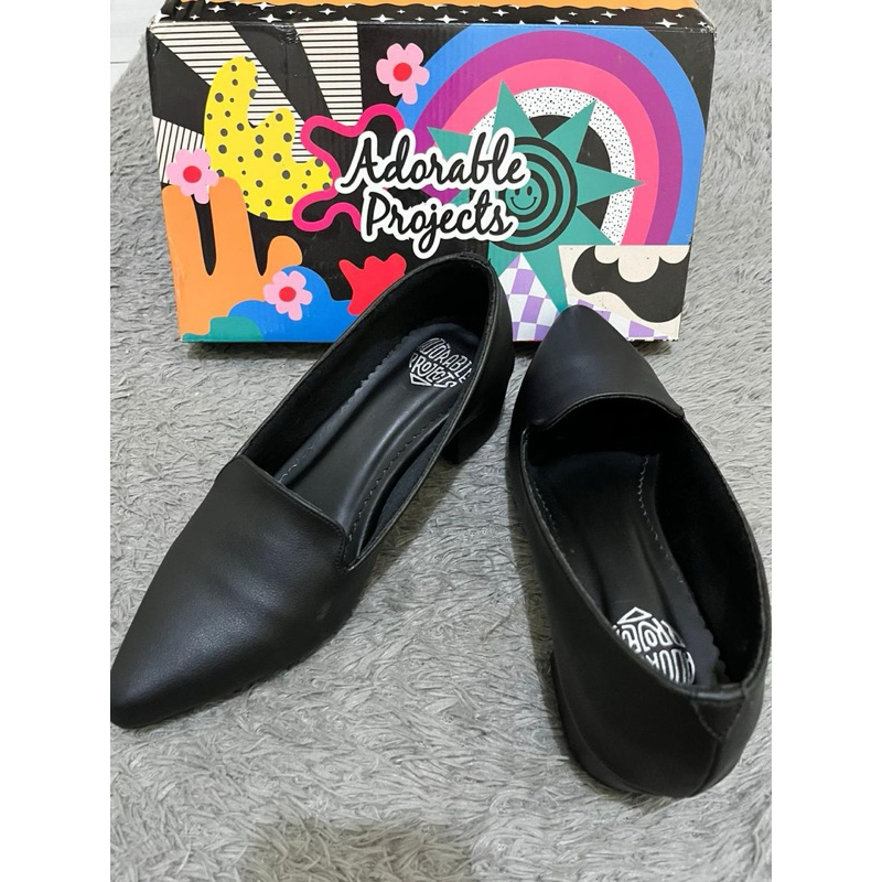 Jual Sepatu Hitam Brand Local Adorable Project | Shopee Indonesia