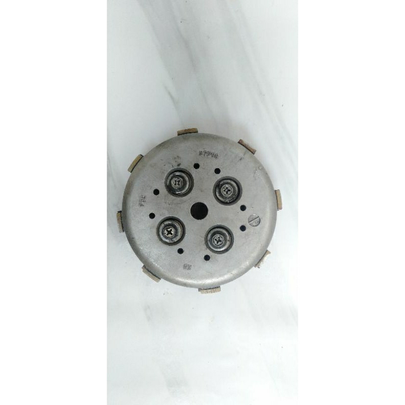 Jual Kaki 4 rumah kopling plus lawan kaki 4 yamaha jupiter z burhan vega r new 5tp original ...