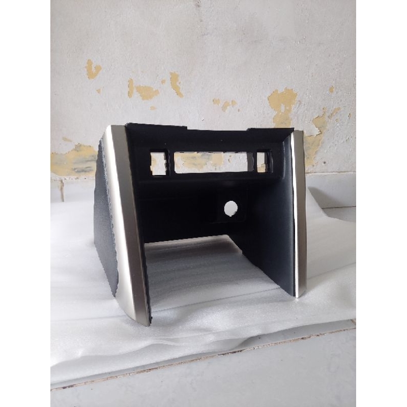 Jual Panel Depan Console Box Innova Reborn | Shopee Indonesia