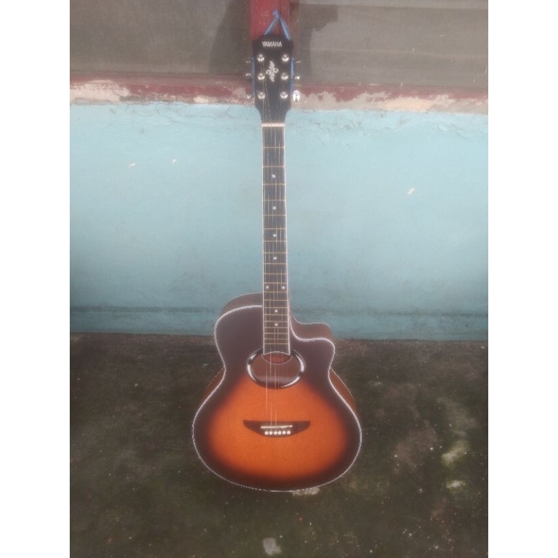 Jual gitar akustik Yamaha tanam besi | Shopee Indonesia