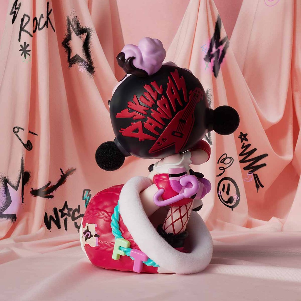 Jual POP MART SKULLPANDA The Stocking Surprise Figure BLISTER POPMART ...