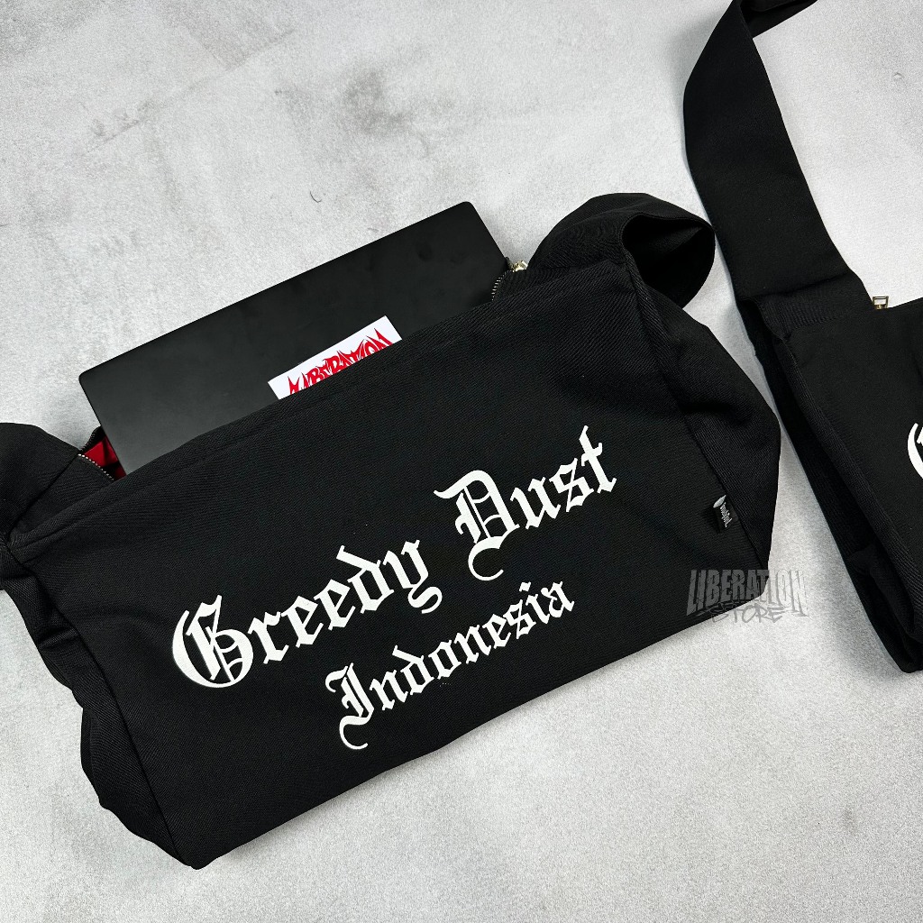 Jual SLING TOTEBAG GREEDY DUST VOL.2 | OFFICIAL MERCHANDISE | Shopee ...