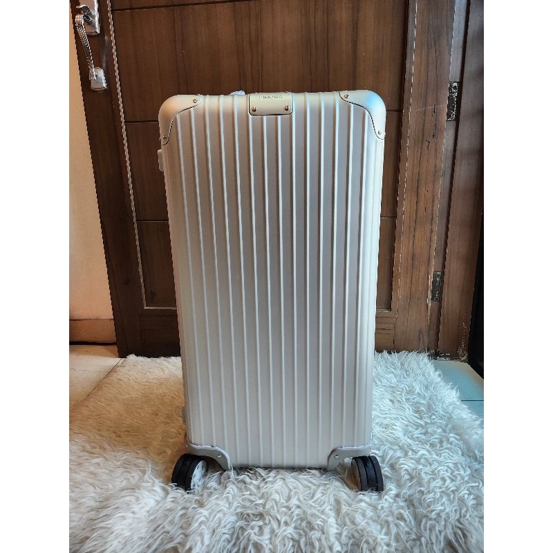 Jual Koper Rimowa Trunk Alumunium Baggage Size | Shopee Indonesia