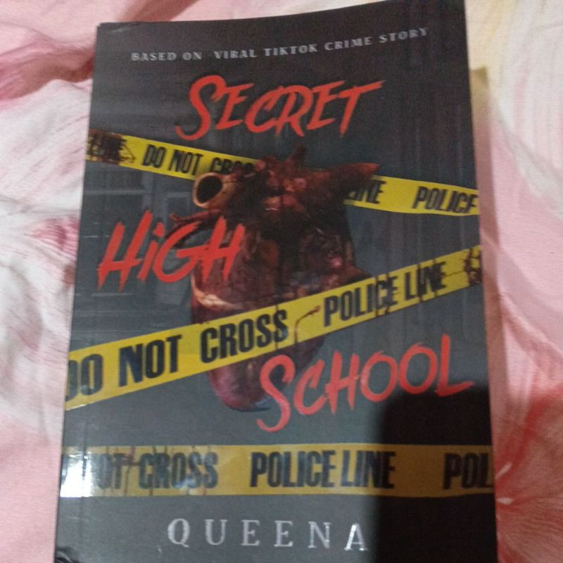 Jual Secret high school - Queena (+ photocard & jacketbook novel akad ...