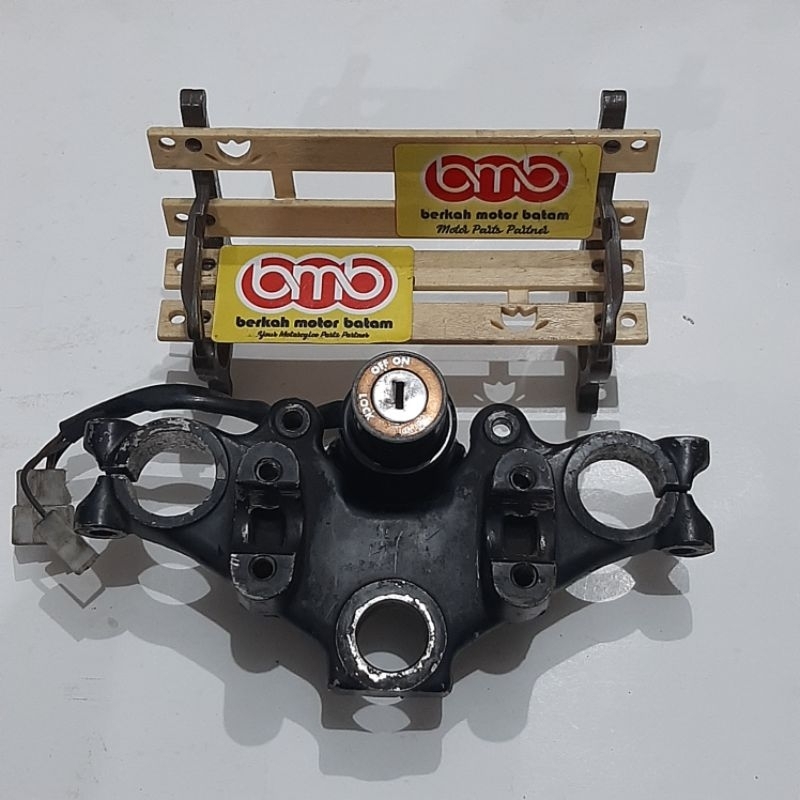 Jual Yamaha RXZ 5 Speed segitiga atas tapak stir tanpa anak kunci model ...