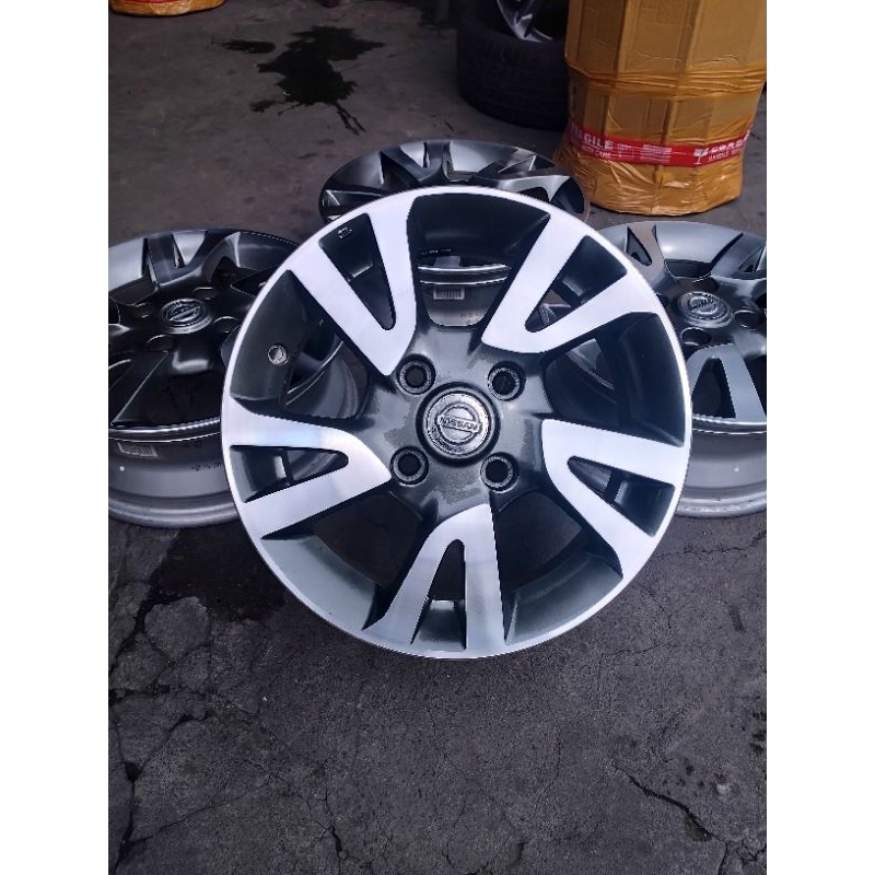 Jual Velg Mobil OEM Nissan Grand Livina XV Last Edition R15 Pcd 4x114 ...