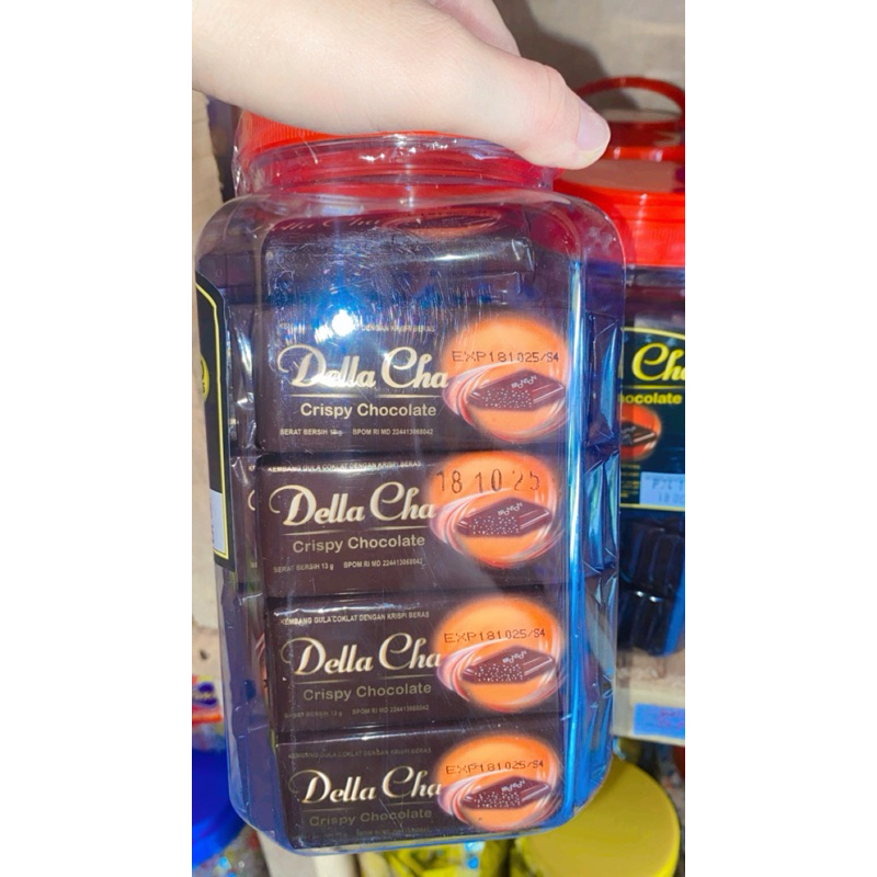 Jual DELLA CHA CHOCOLATE CRISPY TOP ISI 70 pcs | Shopee Indonesia