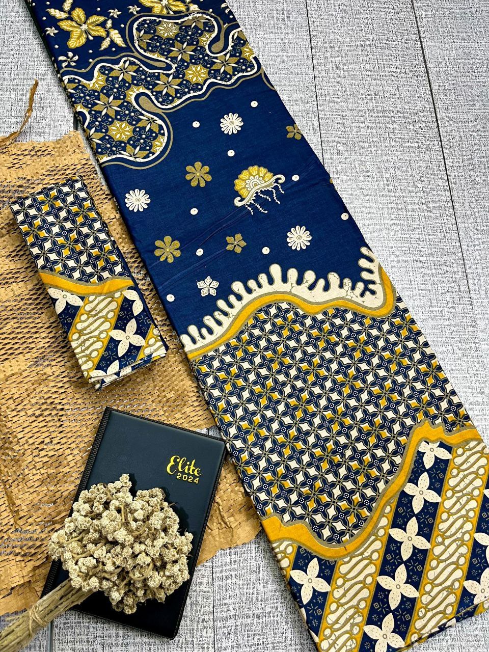 Jual Kain Batik Motif Kawung Kecil Navy Hijau Kuning Merah Hitam Bahan ...