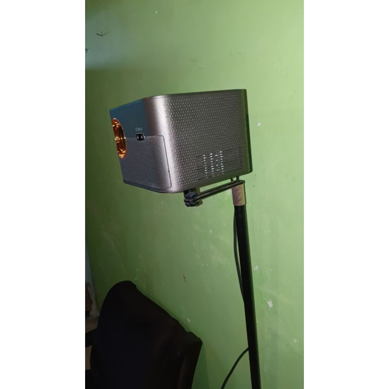 Jual EZR3 EZZRALE SMART ANDROID PROJECTOR PROYEKTOR INFOCUS 380 ANSI ...