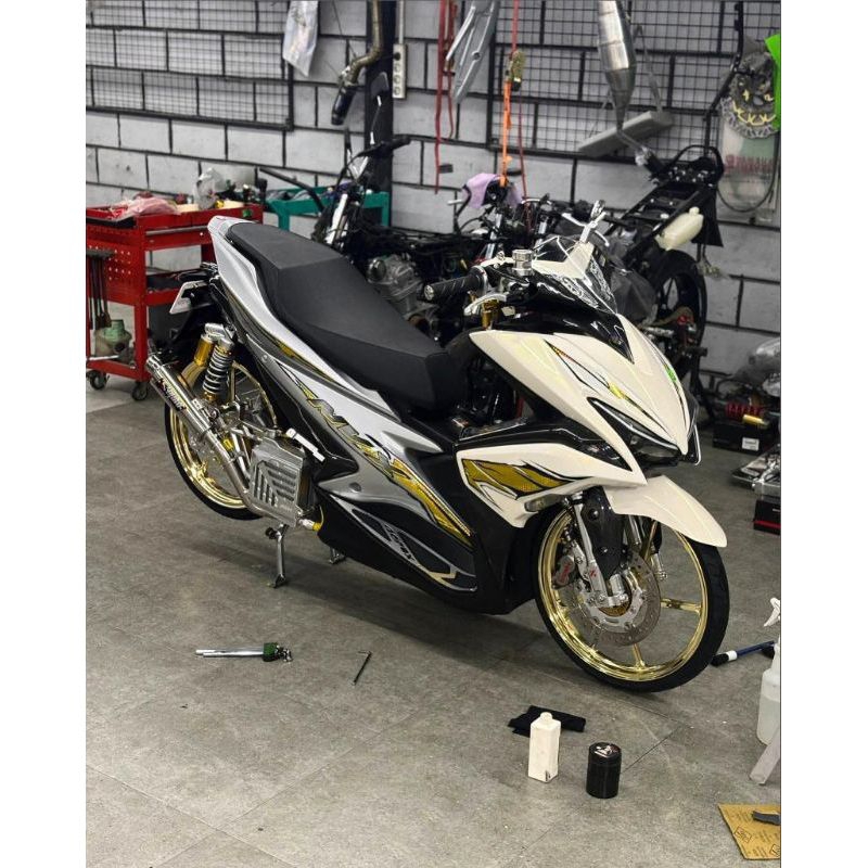 Jual STRIPING STICKER TRANSPARAN AEROX NVX 155 OLD CUSTOM PERFORMANCE ...