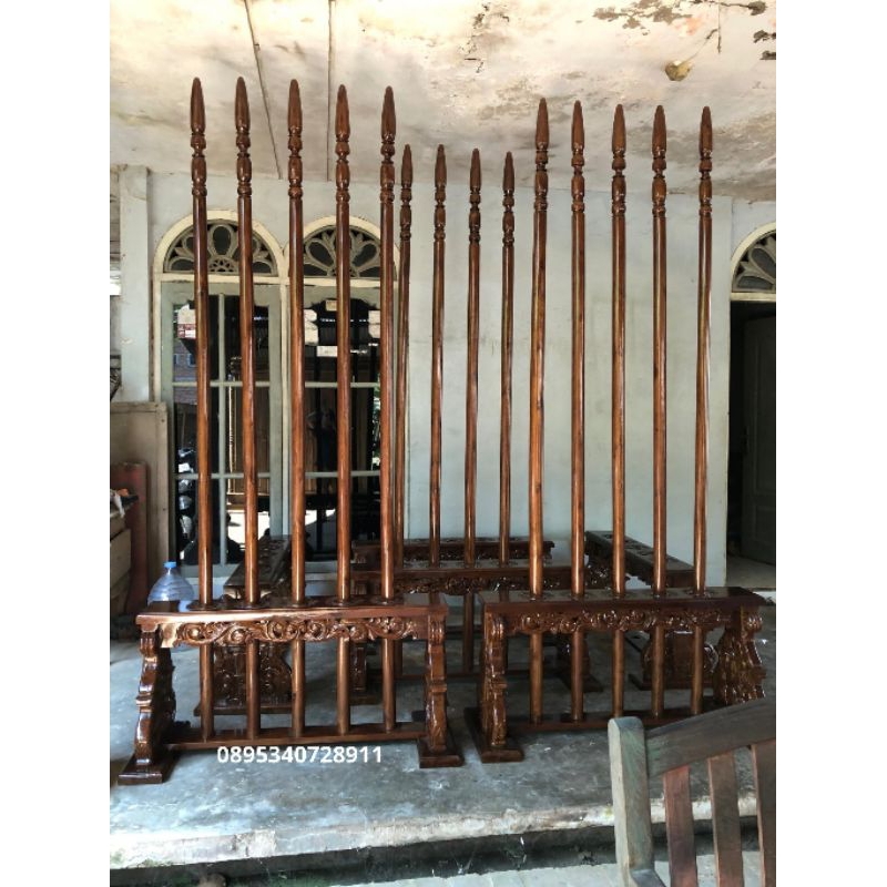 Jual Stand bendera kayu jati - tiang bendera jati - stand bendera dpr ...
