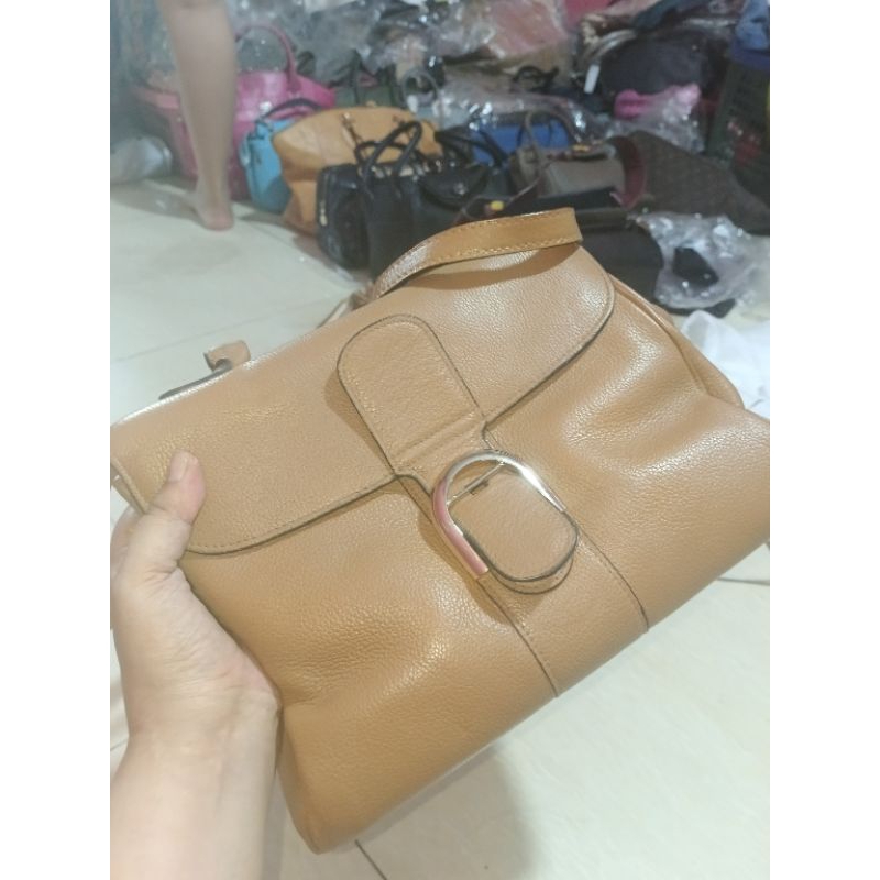 Jual tas bekas tas second delvaux briliant ada stamp | Shopee Indonesia