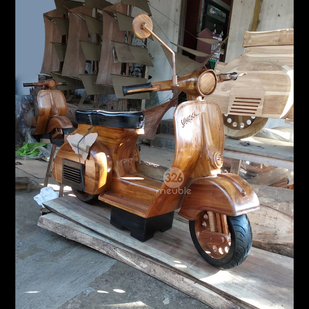 Jual Replika Motor Vespa Kayu Jati - Vespa Pajangan Kayu Jati - Patung ...