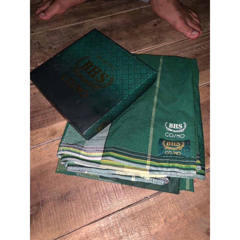 Jual sarung BHS cosmo second | Shopee Indonesia