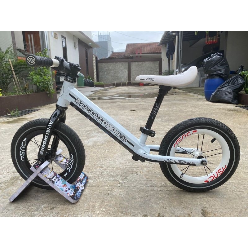Jual Preloved Papabike AE86 Runner Limited (Baca Deskripsi) | Shopee Indonesia