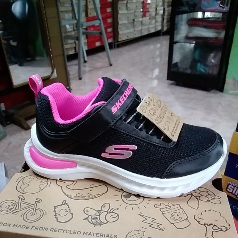Jual Skechers jumpsters tech 303601L/BKHP | Shopee Indonesia