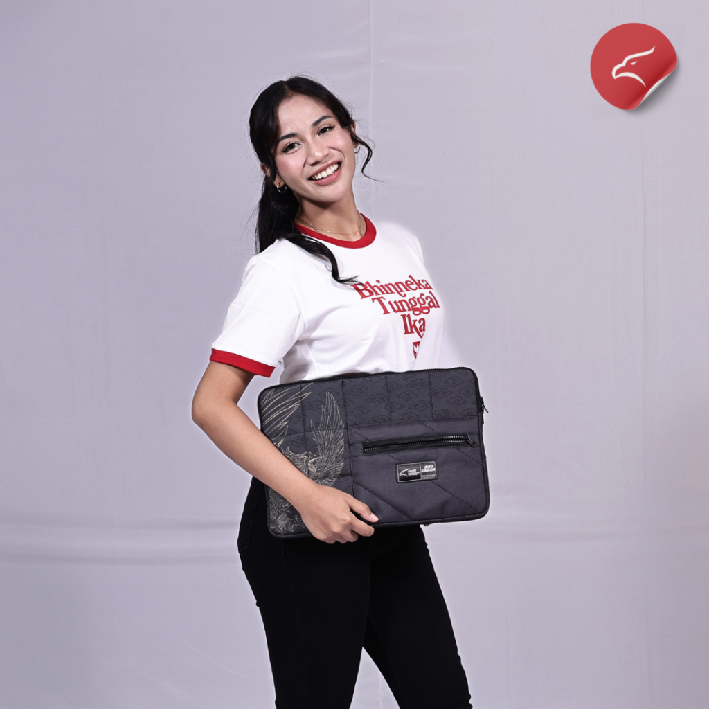 Jual Garuda Store - Laptop Sleeve Garuda Black | Shopee Indonesia
