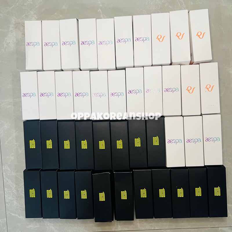 Jual [READY] SM ARTISTS FANSIGNAL LIPBALM RED VELVET NCT AESPA | Shopee ...