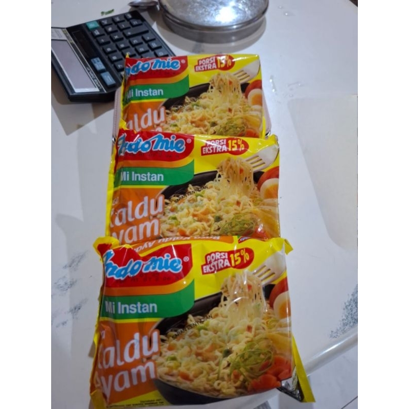 Jual indomie rasa kaldu ayam 75 gram / mi instan kuah | Shopee Indonesia
