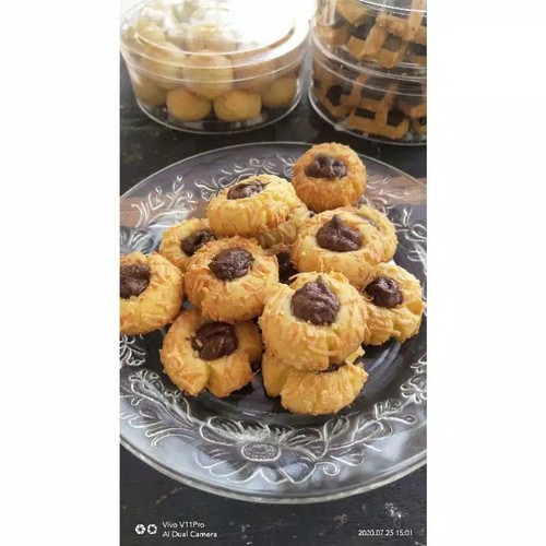 Jual Cheese Choco Crunchy Cookies Toples bulat 500ml | Shopee Indonesia