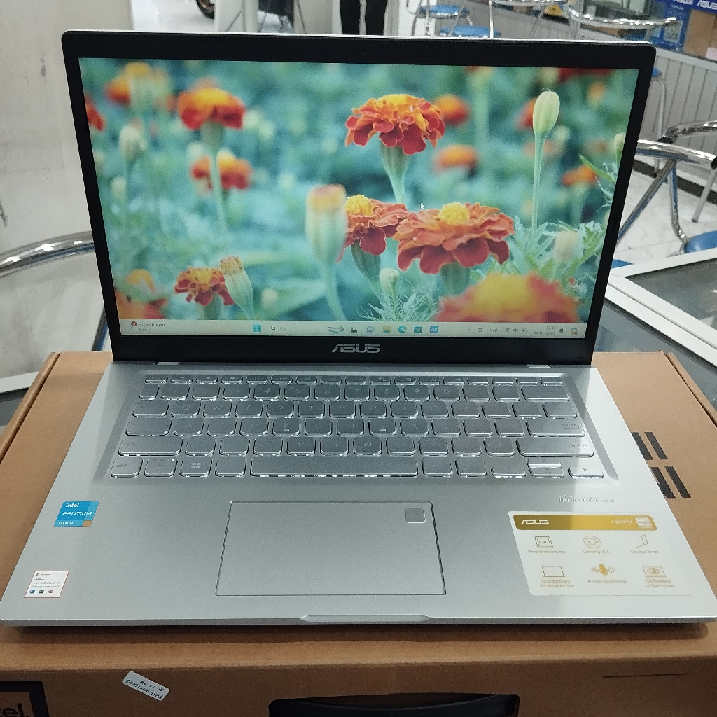 Jual Asus Vivobook Pentium Gold 7505 RAM 8GB SSD 256GB 14" Slim Windows ...