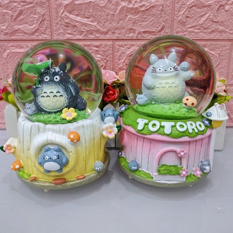 Jual Snowball / Pajangan Bola Kaca Musik Box Totoro XL100 Lampu Salju ...