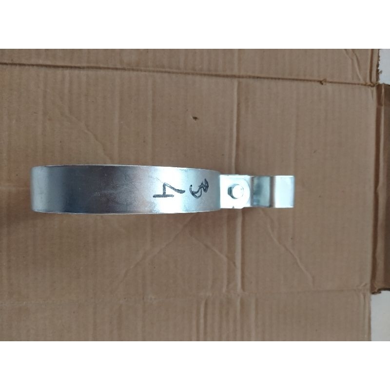 Jual Hanger Clamp Engsel - Klem Gantung Pipa Size 4 Inch, klem Gantung ...