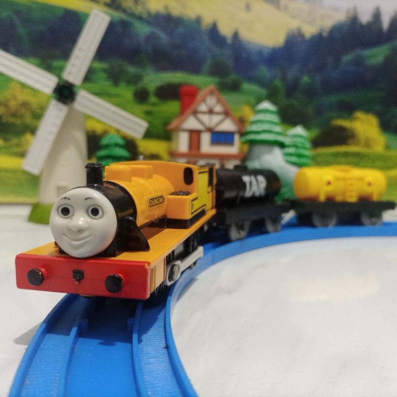 Jual Takara Tomy Kereta Plarail - Duncan (Thomas Series) | Shopee Indonesia