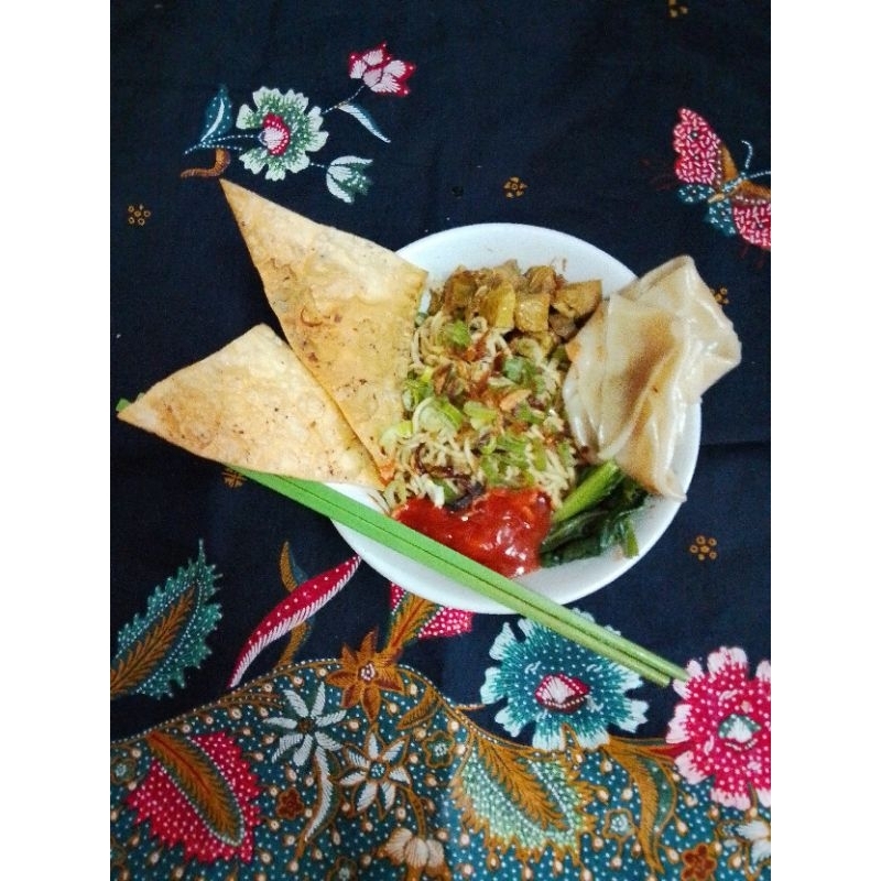 Jual Mie Ayam Komplit Pangsit Rebus | Shopee Indonesia