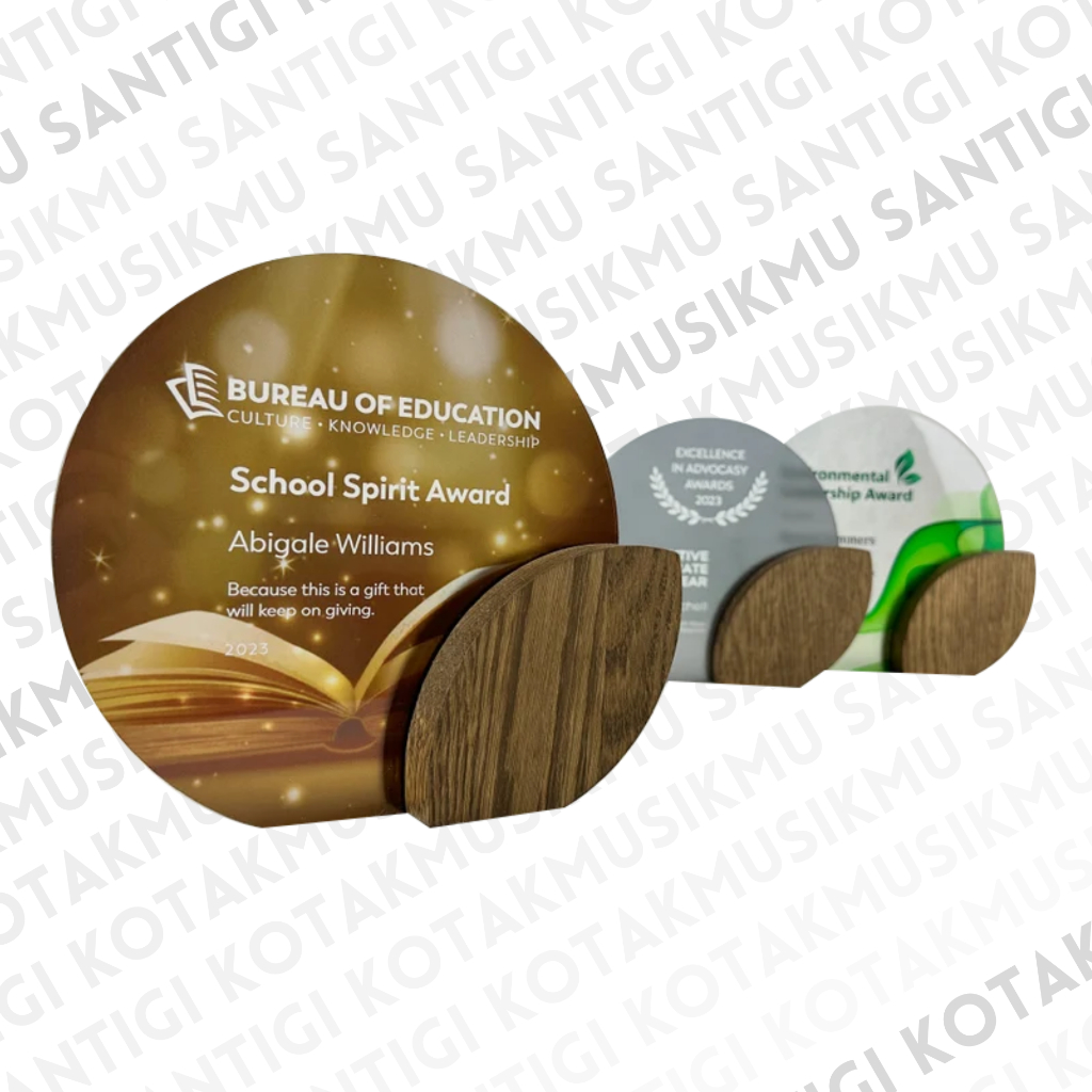 Jual Trophy Kayu Custom (Tipe-22) | Piala Kayu Custom | Plakat Kayu ...