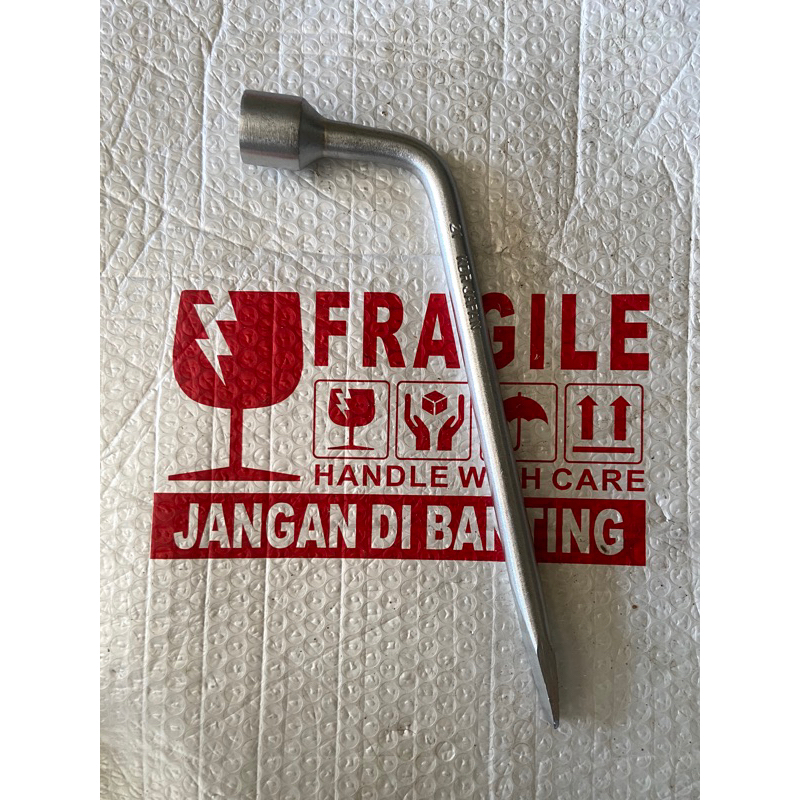 Jual Kunci roda ukuran 21 daihatsu h1000 zebra taft dll toyota avanza ...