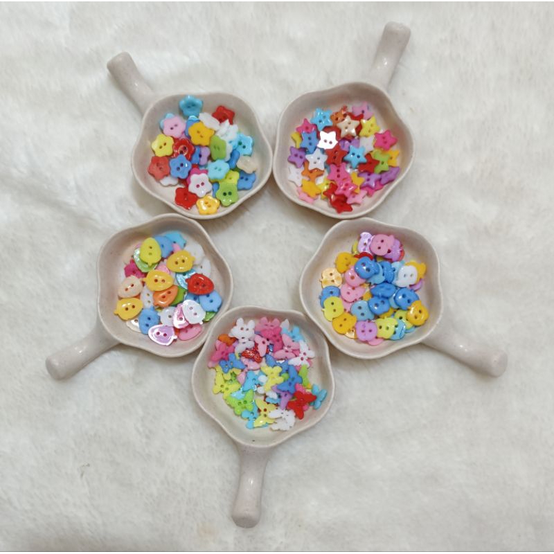 Jual Kancing warna warni aneka bentuk 100 pcs | Shopee Indonesia