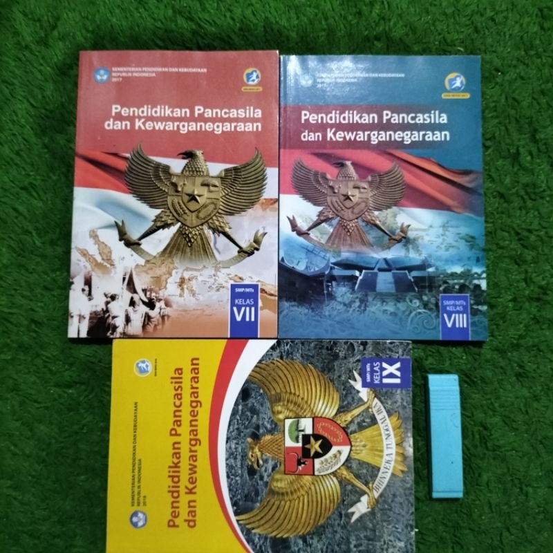 Jual ORIGINAL BUKU PENDIDIKAN PANCASILA DAN KEWARGANEGARAAN KELAS 7 8 9 SMP/MTs | Shopee Indonesia