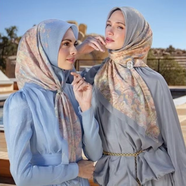 Jual Hijab Buttonscarves Motif Yucca Series BS Mirror Jilbab Motif ...